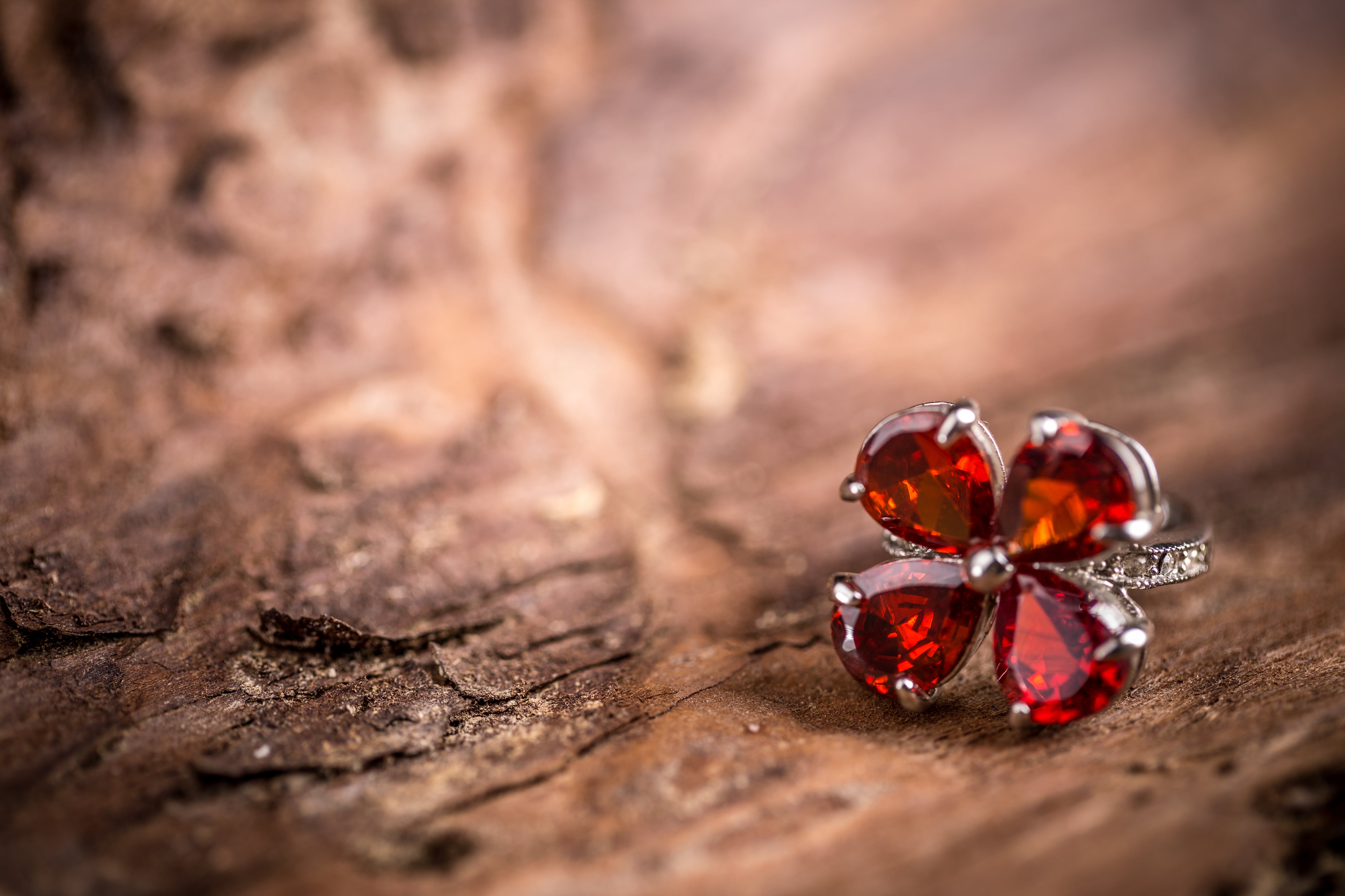 Creating Unique Bespoke Jewellery | Anthony Paul Jewellery